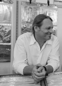 Contact – CD-Vinyl and more…